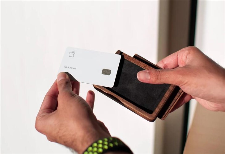 Apple Card保护壳上线，镀金版售价高达900美元